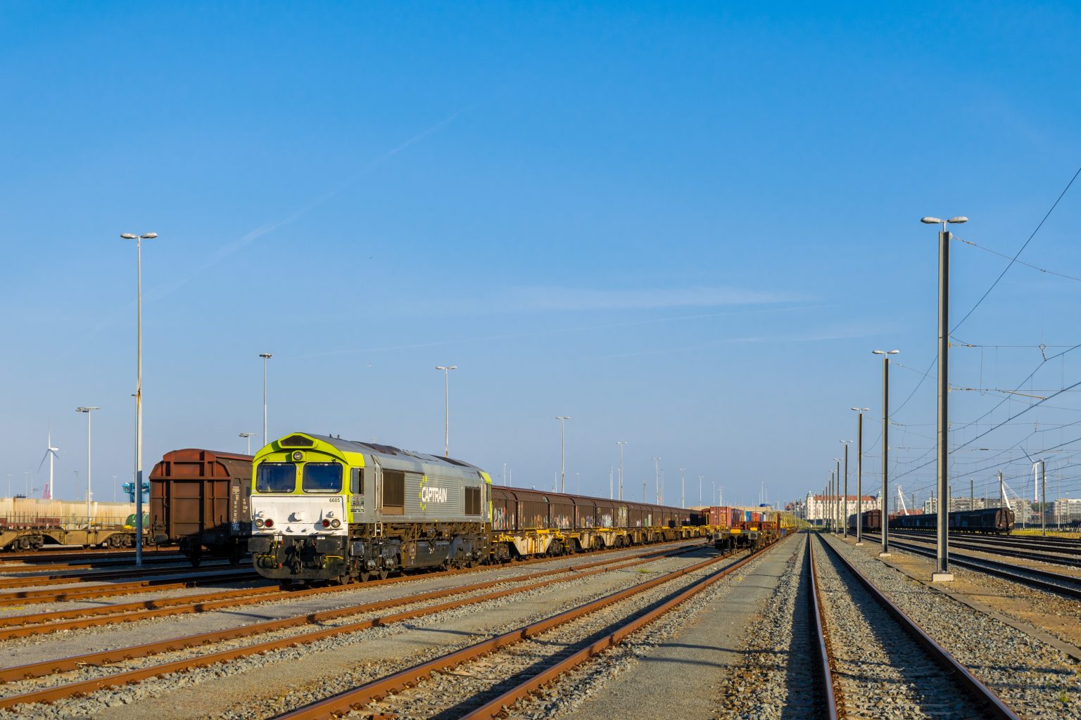 About us - Railtraxx